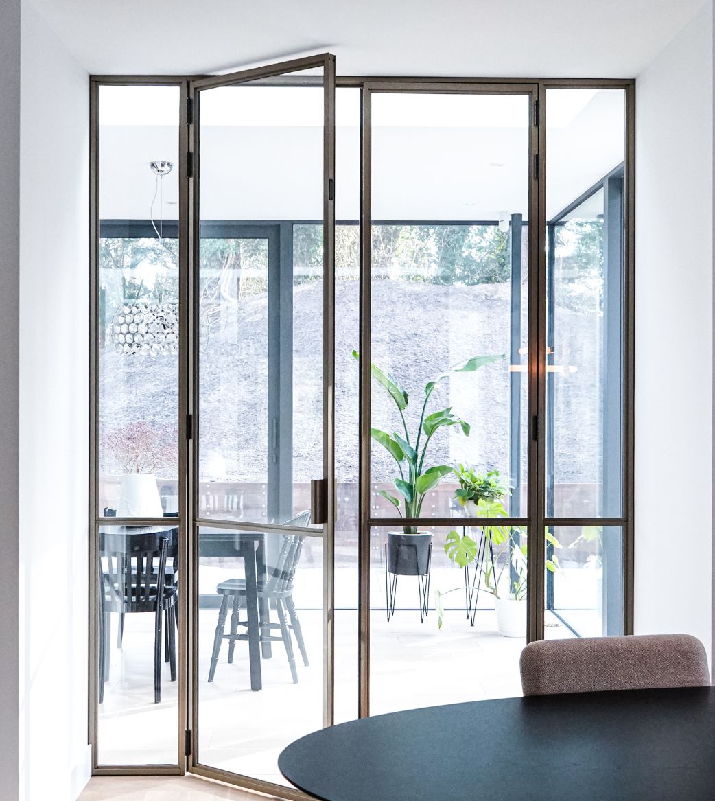 Opdekdeur met glas: aluminium deuren op maat | Aluwdoors